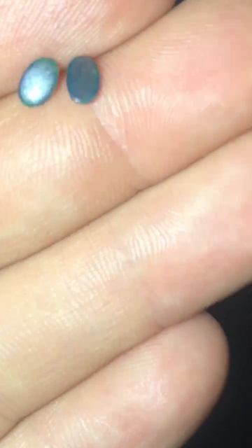 Опалы Эфиопские 0,41кт  HONEYCOMB