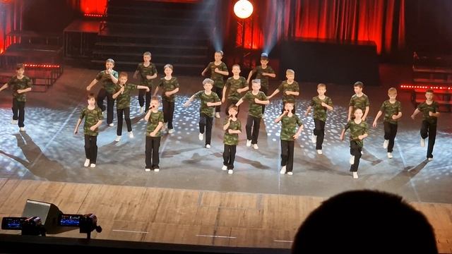 Гена Долгов Солдатская ДТЭ "Веселая семейка" руководитель Т.В. Матвеева