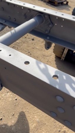 Полу рама после грунтовки оцинкованной краской