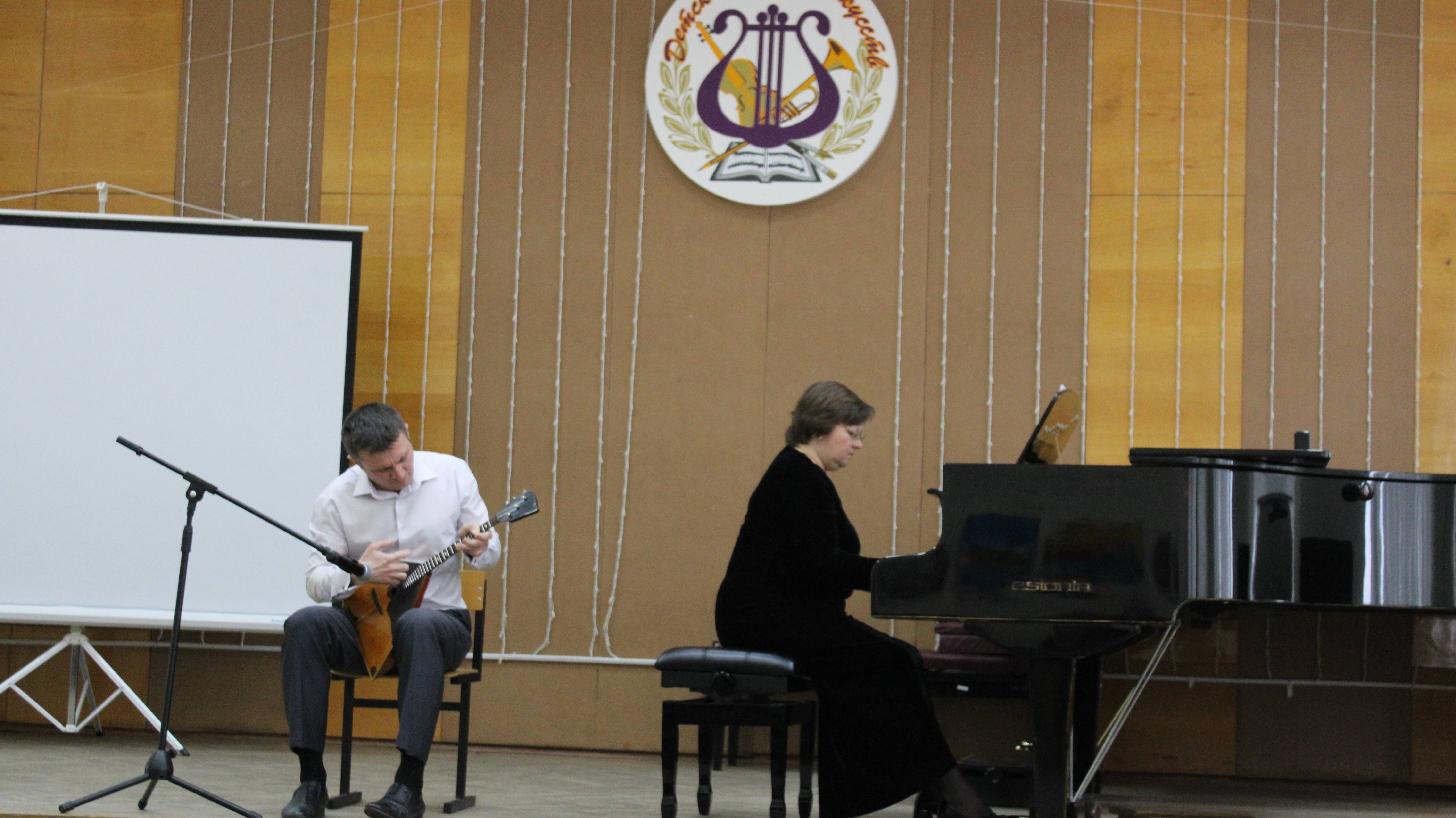 Дуэт "Дон". Старинная русская песня в обработке А. Шалова "Винят меня в народе"