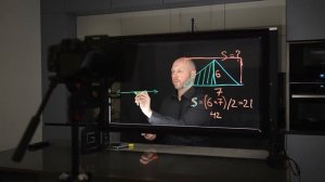 GlooBoard 45' - это прозрачная маркерная доска с подсветкой #Glooboard #lightboard #видеодоска