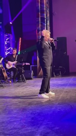 Легендарная песня "Розовые розы". Посвящение нашей юности и школьным годам 🌹 #александрдобронравов