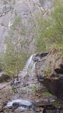 Водопад Чечкыш (Че-Чкыш) на Алтае