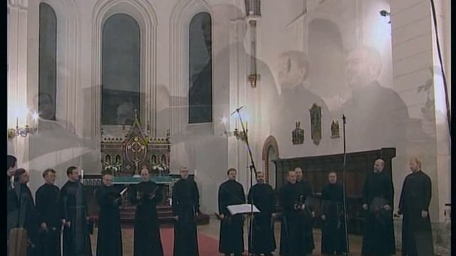 16. Русская народная песня «12 разбойников». Солист Пётр Панов.