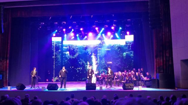 "Чёртово колесо". концерт в ДК Октябрь г.Волжский 30.03.2025