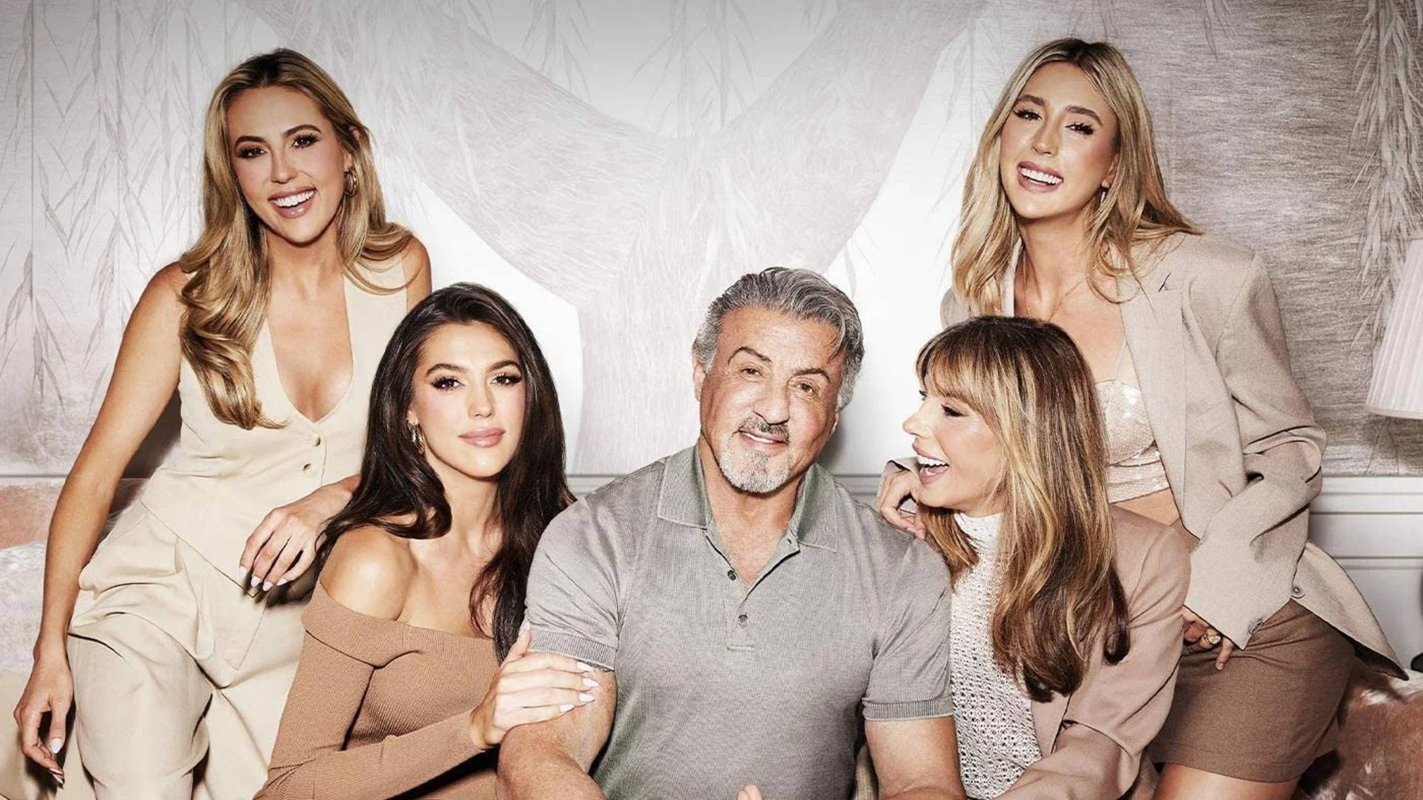 Сериал Семья Сталлоне - 2 сезон 1 серия  / The Family Stallone