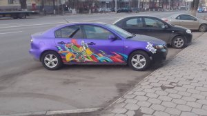 Прикольный принт на машине