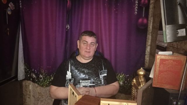 ВЫ УВЕРЕНЫ?ПИРАТЫ РАЗВОДЯТСЯ⁉️КУЧА СЛУШАЕТ МУЖАФУФЛИК КУСАЕТ ЖЕНУ