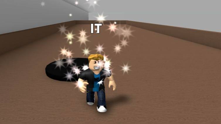 Играю в прятки в Roblox