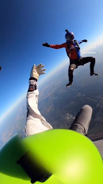 Head Up прыжки под песню Скотов