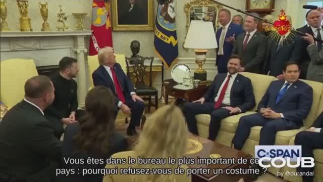 Журналист США узнал почему Зеленский не носит костюм