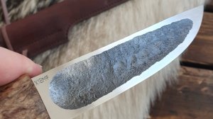 Нож Якутский Уральский Мастеровой, хорош и сбалансирован.