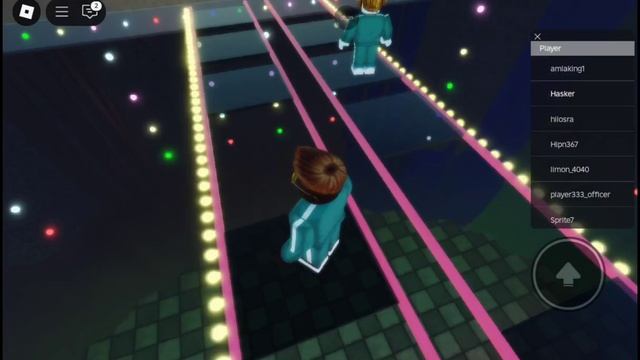 Прохожу стеклянный мост в Roblox