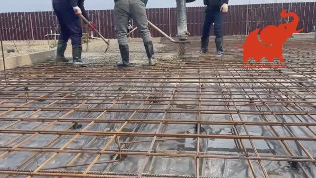 ЗАЛИВКА ЧЕРНОВОЙ ПЛИТЫ .
СТАНИЦА НОВОТИТАРОВКА