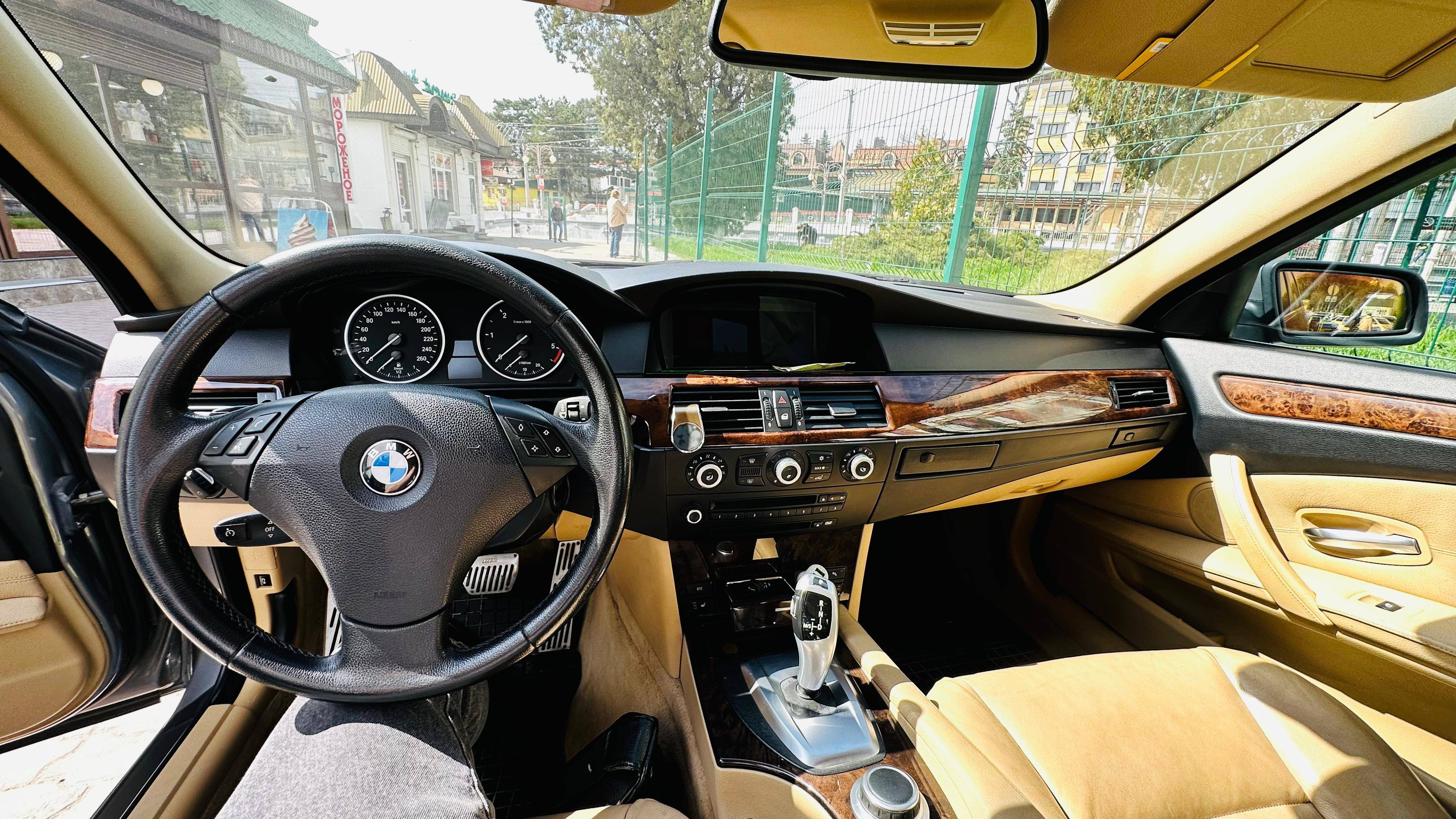 BMW-E60 5 серий полный привод.