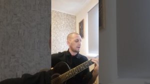 В платье белом