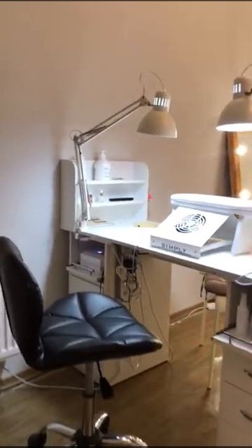 Маникюрный стол МС-134-2 . Отзыв.