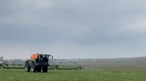 Опрыскиватель Amazon Pantera и автопилот Trimble