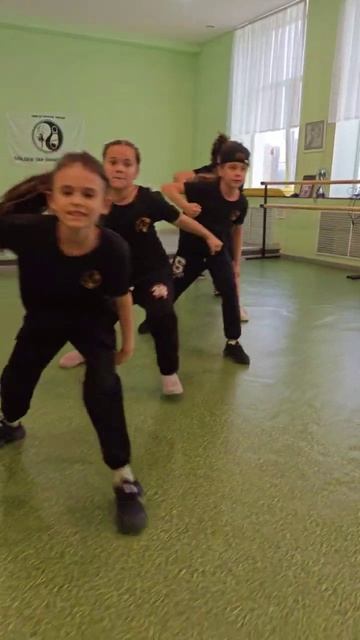 🔥 Bounce как у PRO! Учимся правильно качаться в Street Dance | #GoldenTapDance