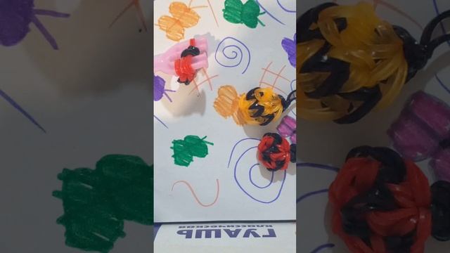 Божя коровка из резинок на рвгатке 🐞