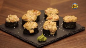 Азиатская кухня у вас дома! Горячие роллы с лососем