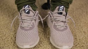 2 GREAT AFFORDABLE SNEAKERS YOU NEED TO OWN!