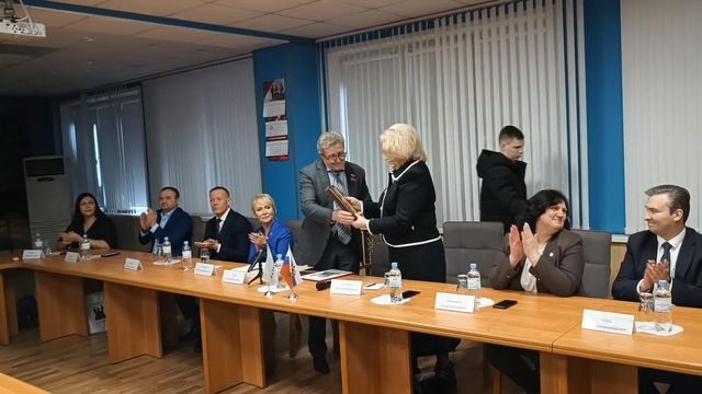 С рабочим визитом.Приезд делегации комитета Госдумы по защите семьи
Нина Останина.