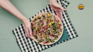 Тёплый салат с рукколой, киноа и говядиной. Аппетитное и очень простое блюдо!
