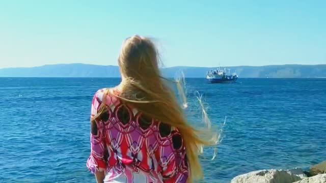 "До свидания, лето !" композитор Александр Зацепин, поэт Леонид Дербенев, певица Алина Герц