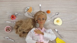 Жизнь куклы в стиле stopmotion