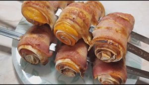 Рулетики из лаваша в беконе с сыром. Пошаговый рецепт приготовления