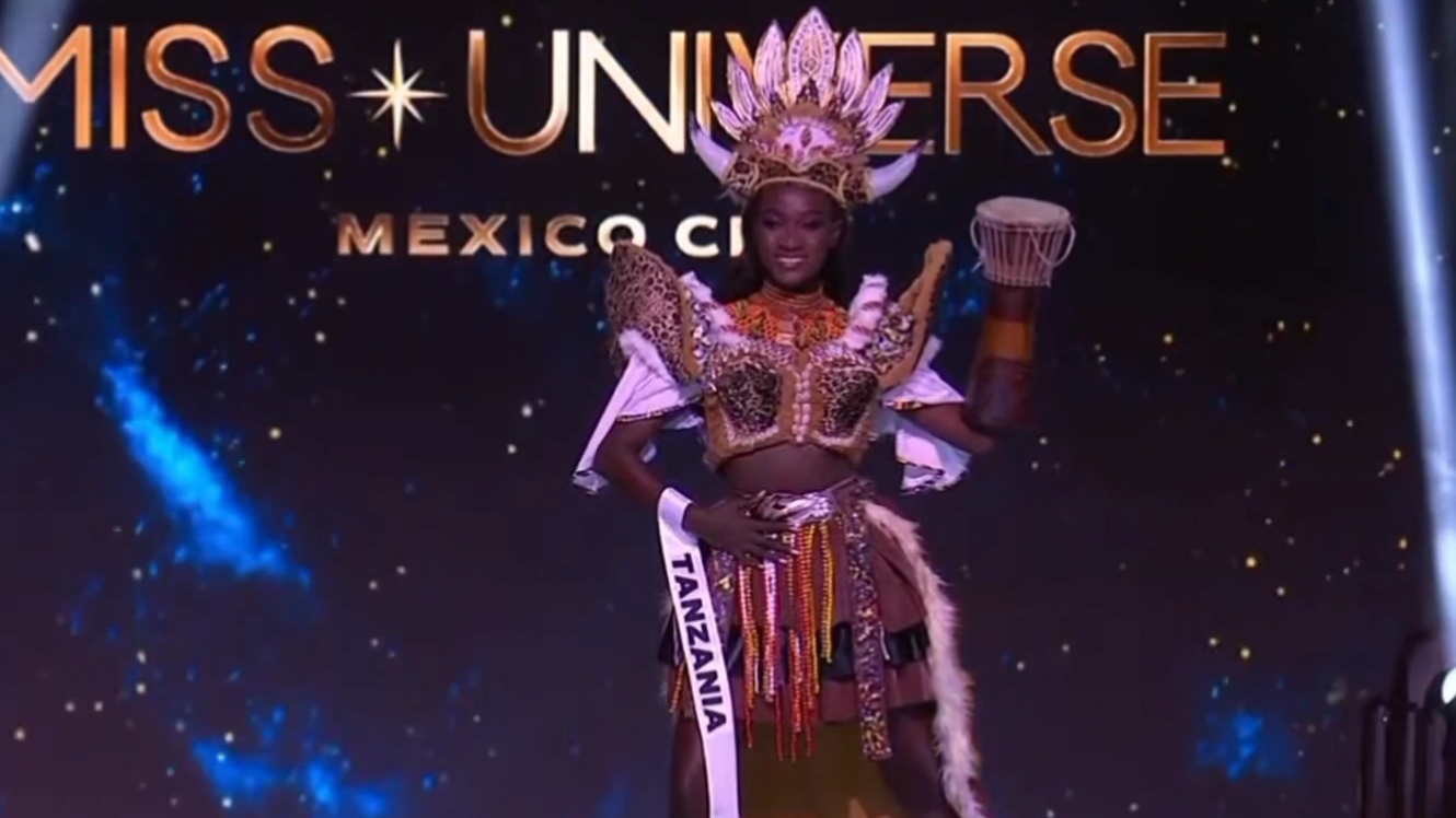 Tanzania Judith Ngussa Miss Universe 2024 (73) Танзания Мисс Вселенная 2024 Национальный костюм