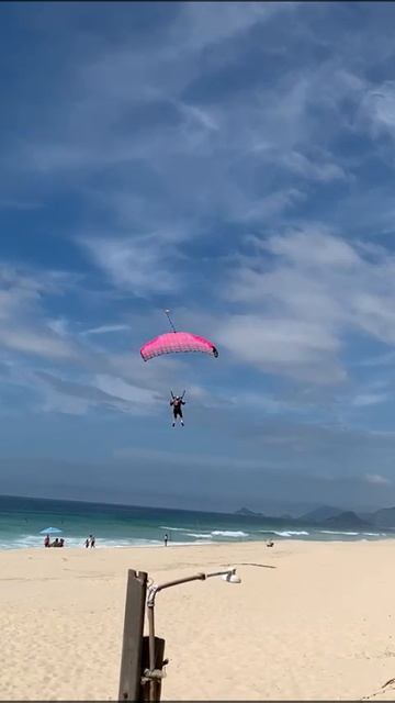 Приземление на пляж Рио, Бразилия