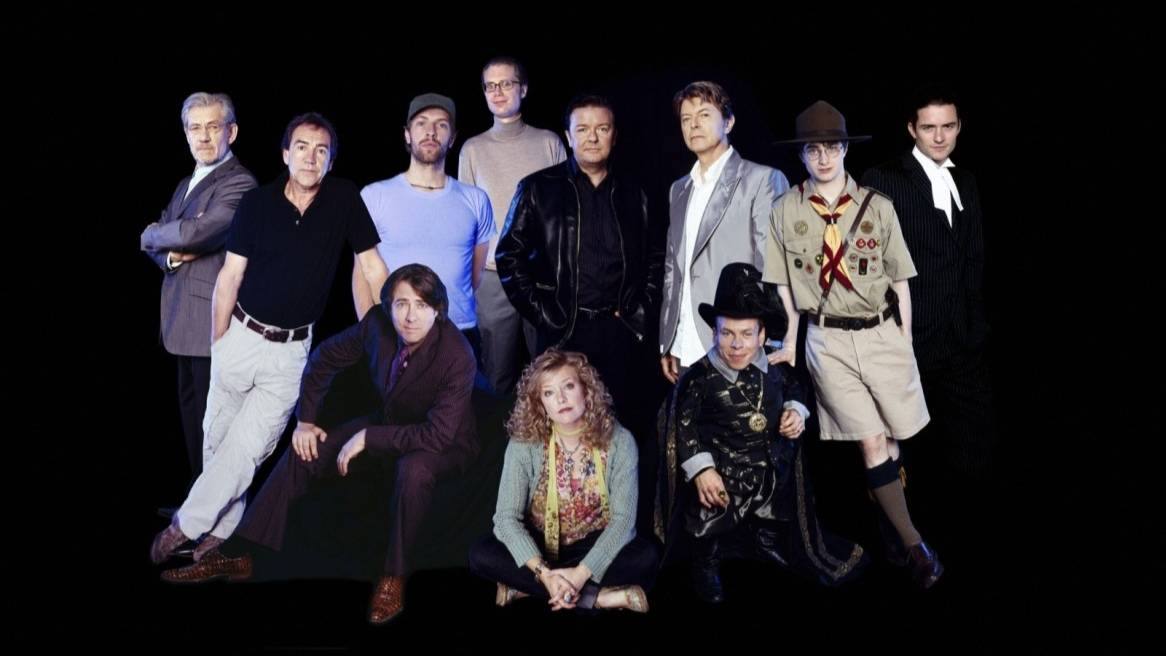 Сериал Массовка - 2 сезон 4 серия «Крис Мартин» / Extras