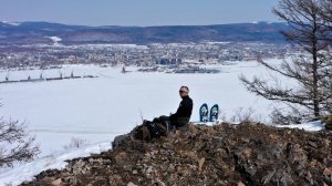 По апрельскому снегу - на сопку Конёк. Николаевск-на-Амуре: вид на город с противоположного берега