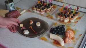 два рецепта КАНАПЕ , первое легкое ФРУКТОВОЕ и второе более СЫТНОЕ