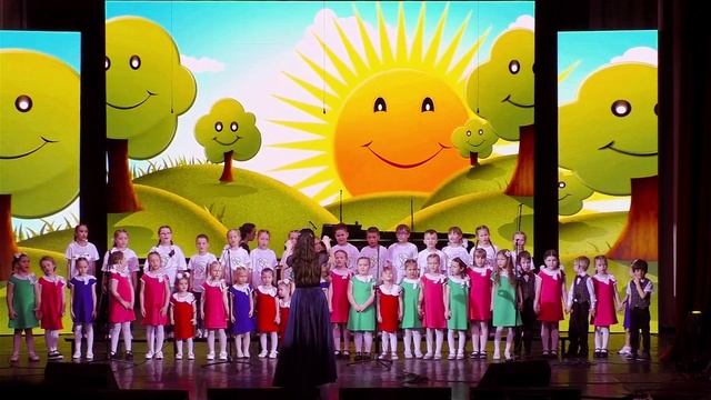 Хорошо рядом с мамой, Хор "Родничок", хор 1 класса, Отчетный концерт ДДК им. Пичугина