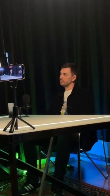 Как церковь относится к нейросети? Сколько раз можно венчаться? Вселенной не существует!