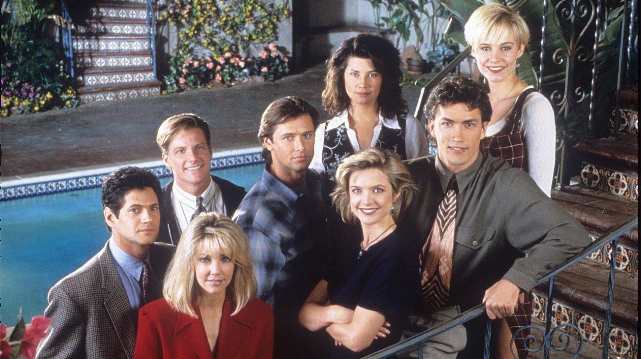 Сериал Мелроуз Плэйс - 1 сезон 11 серия / Melrose Place