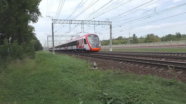 Электропоезд ЭГЭ2Тв-016 "Иволга 3.0" (аренда ЦППК) приг. поезд №7375/7376 Зеленоград - Ипподром.