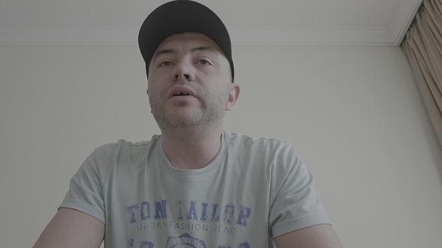 Дубай, отель, коляска уехала в Хошимин.