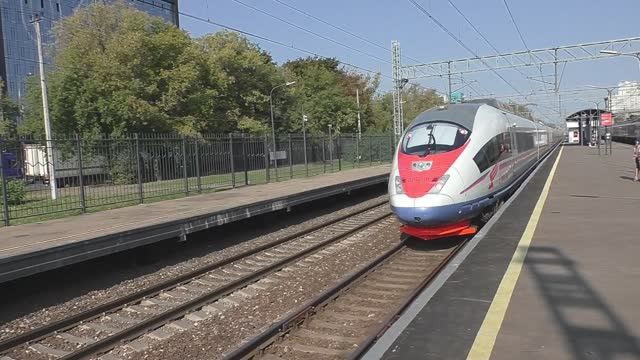 Электропоезд ЭВС1-18 "Сапсан" (ТЧ-10) высокоскоростной поезд №762А Москва - Санкт-Петербург.