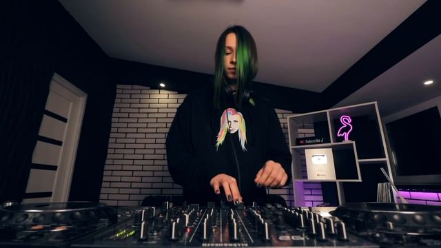 Miss Monique - MiMo Weekly Podcast #014