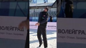 Что нужно, чтобы начать играть в волейбол ?