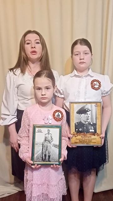 А.Ахматова. "Мужество"