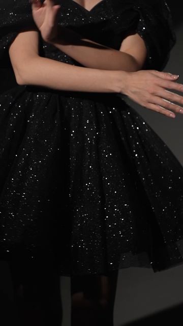 Вечернее платье Сонеста в черном цвете