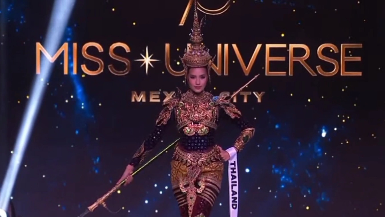 Thailand Suchata Chuangsri Miss Universe 2024 (73) Тайланд Мисс Вселенная 2024 Национальный костюм