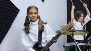Школьная Коллекция одежды и аксессуаров для детей Андерсен 2025