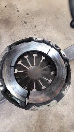 '10 subaru outback 6MT clutch replacement in 55 seconds.