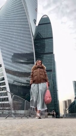 Немного юмора вам в ленту. Но в каждой шутке есть доля шутки.
📩Согласны?